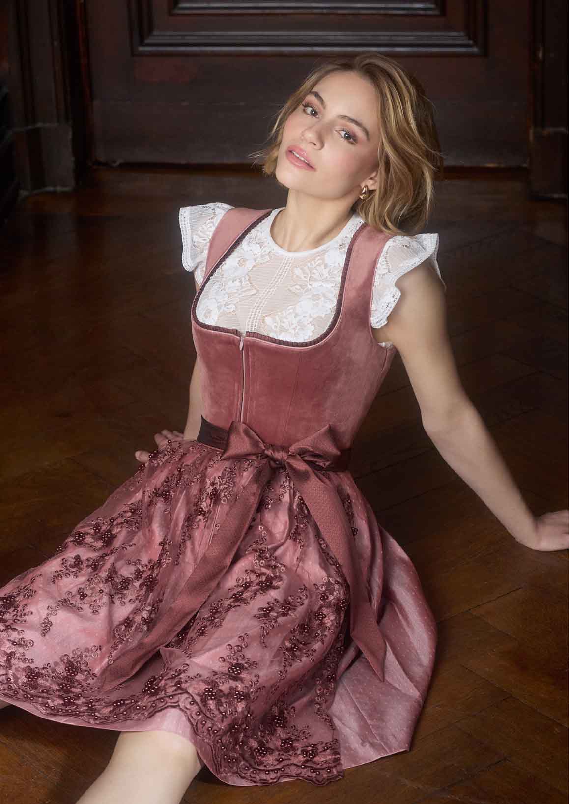 Trachtenmode & Dirndl - hoge kwaliteit & modieus | Krüger Dirndl